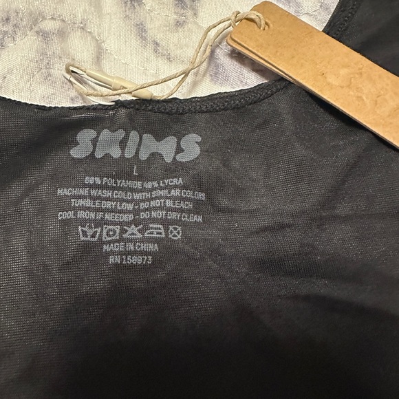 SKIMS | Intimates & Sleepwear | Skims Barely There Onyx Shapewear Top ...
